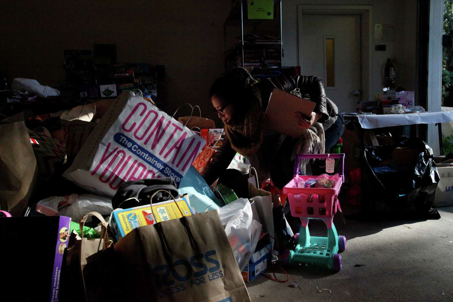 S.F. nonprofit makes sure homeless families get holiday gifts