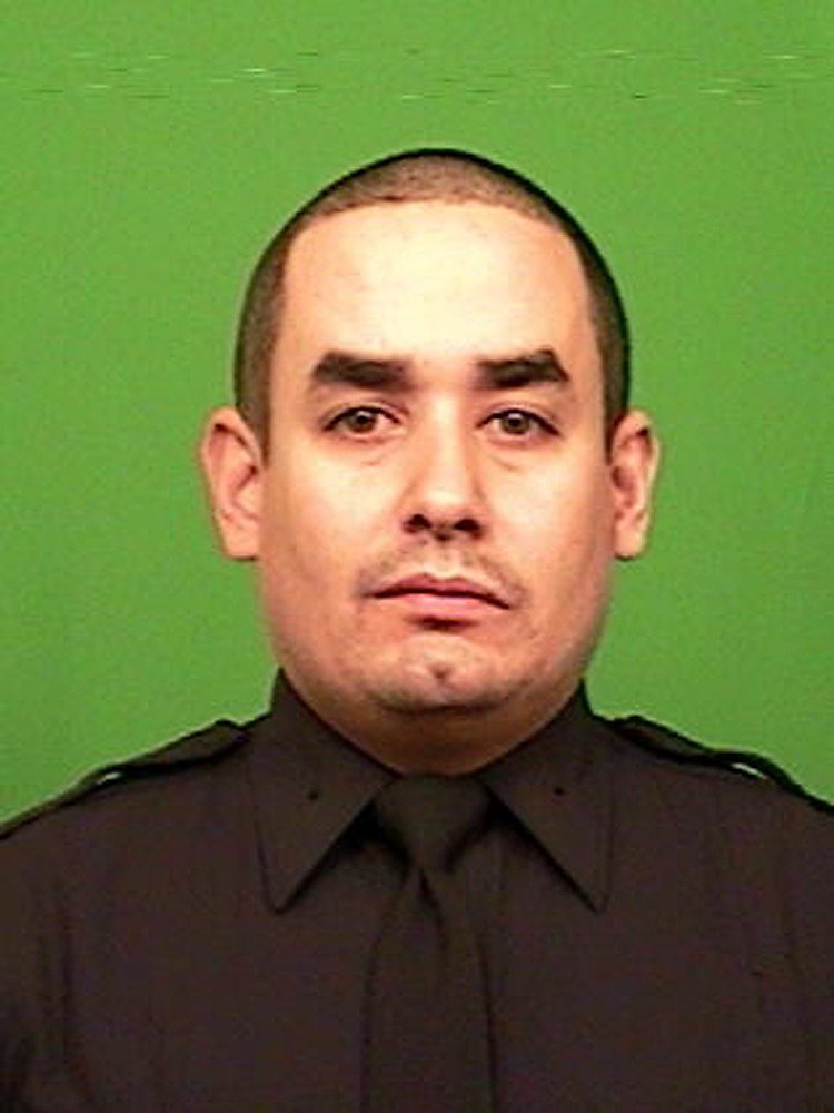 Family, friends recall fallen NYPD officers