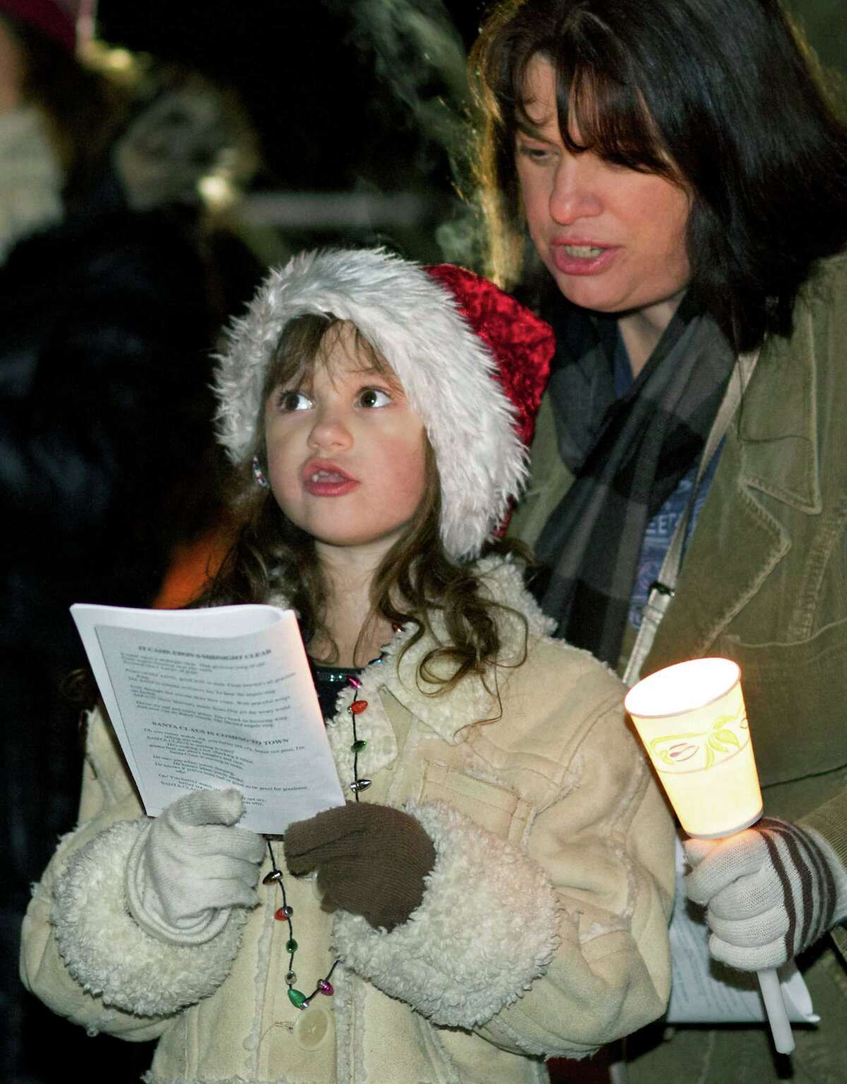 Carol Sing raises the Christmas spirit
