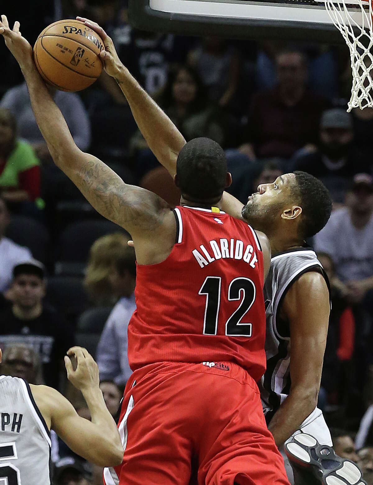 Tim Duncan recognized as NBA's best defender through first month