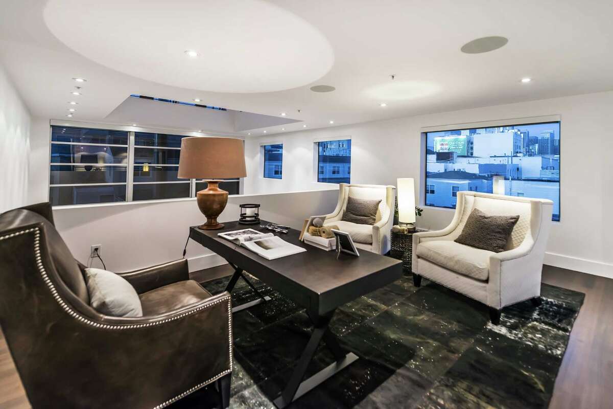 2-bedroom SoMa loft defines urban living