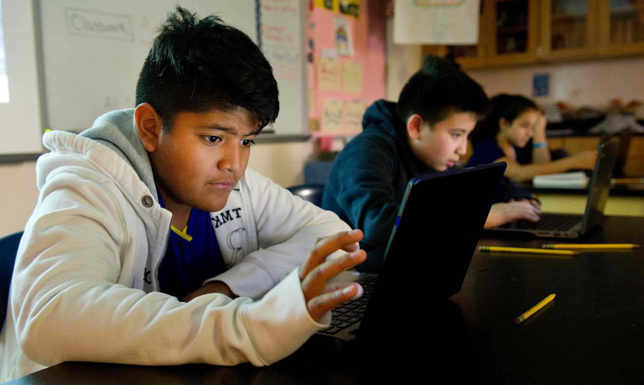 Greenwich schools expand digital learning program