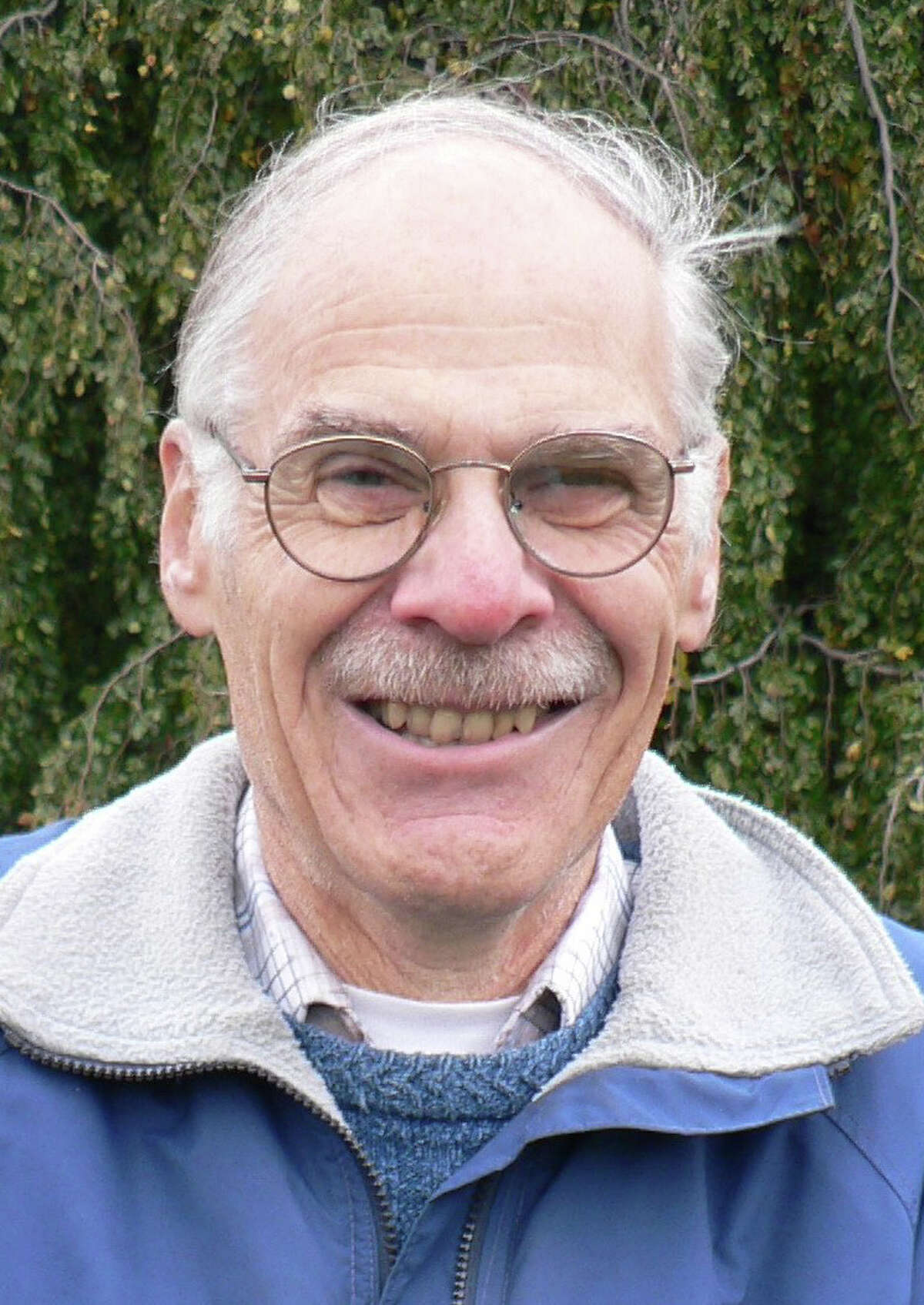 Holiday events raise funds for Kids in Crisis