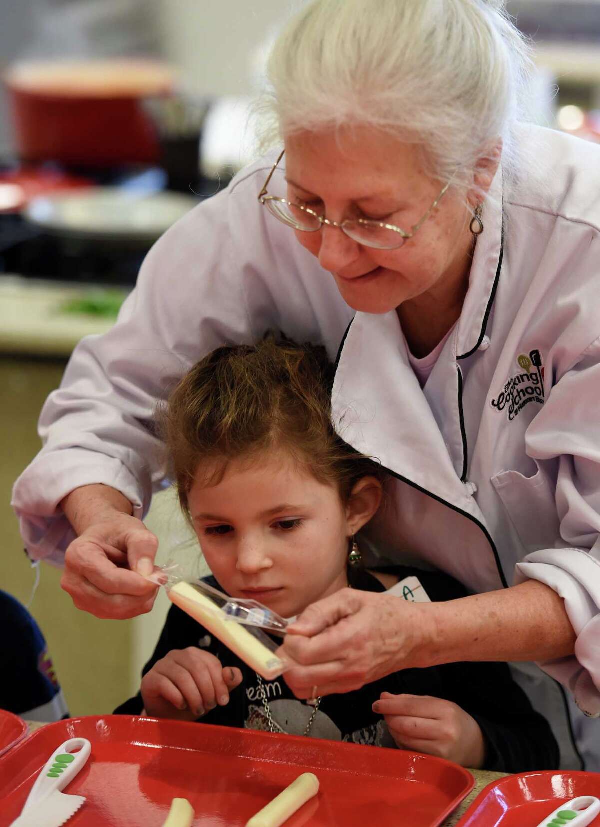 Photos: Kids learn to cook on school break