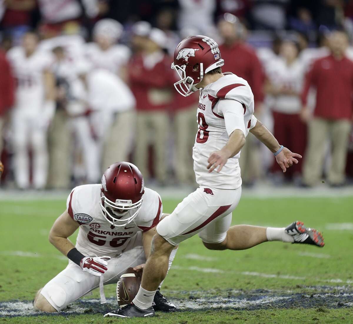 Longhorns lose QB pledge to Michigan