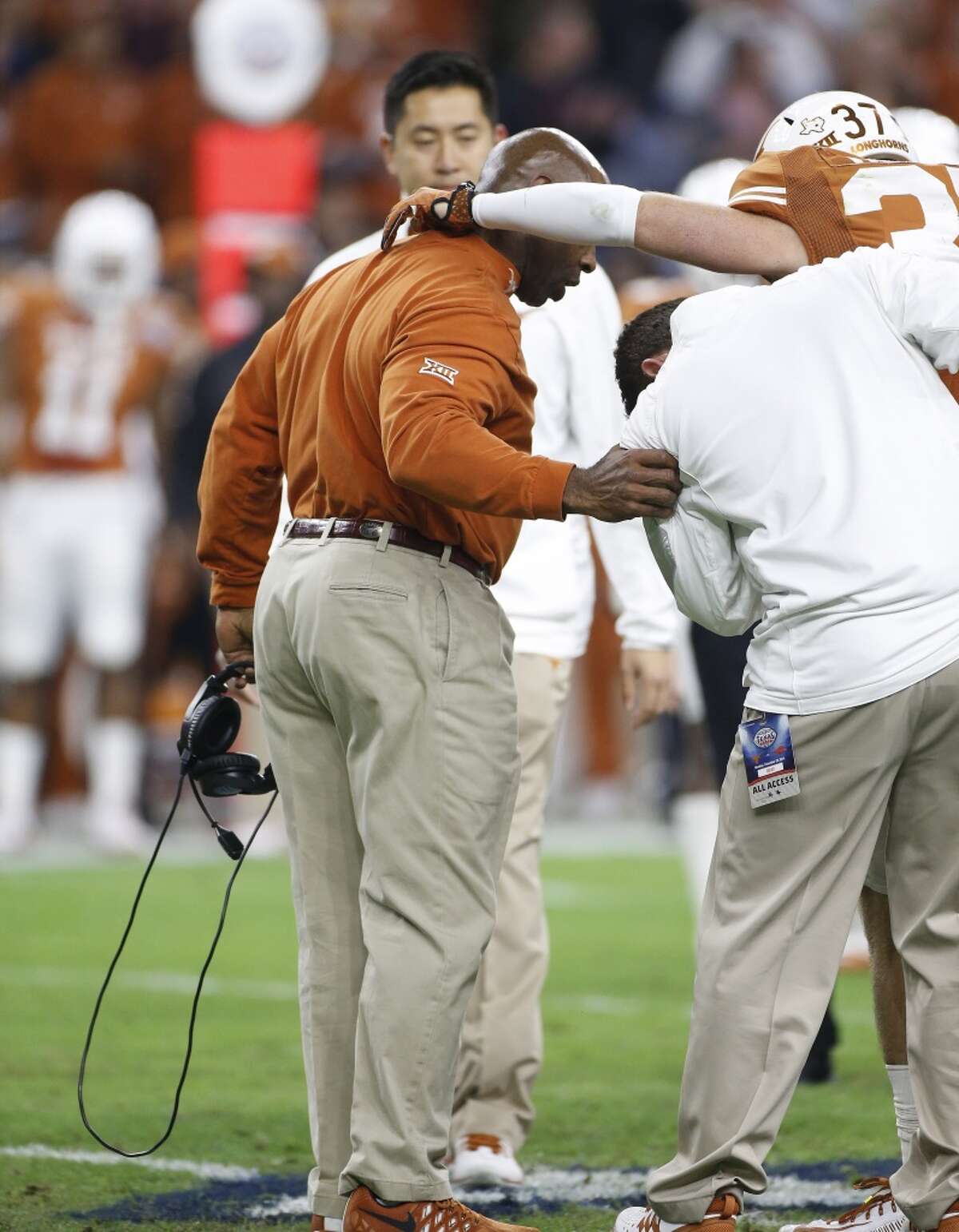 Longhorns lose QB pledge to Michigan