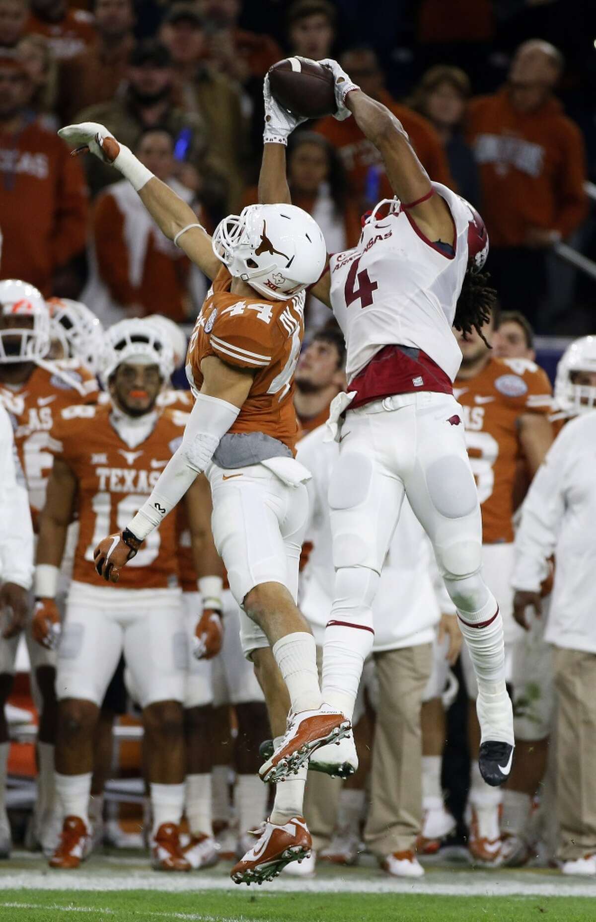 Longhorns lose QB pledge to Michigan