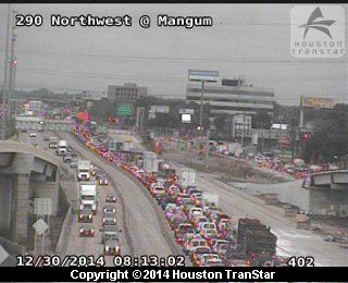 Crash shuts down US 290 in NW Houston
