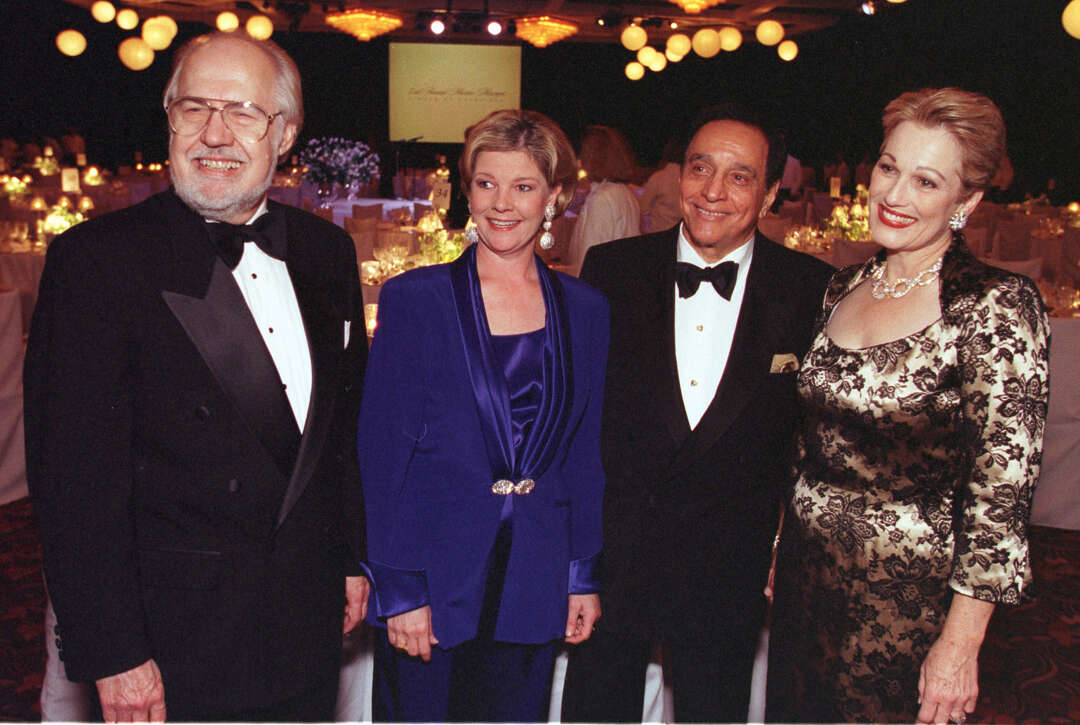 Loftis, longtime Chronicle editor, remembered as fair, mischievous
