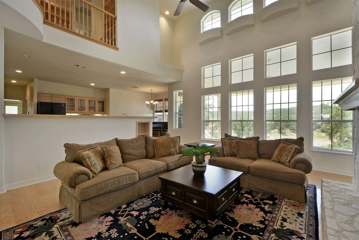 Tim Duncan selling $1.2 million home near Austin