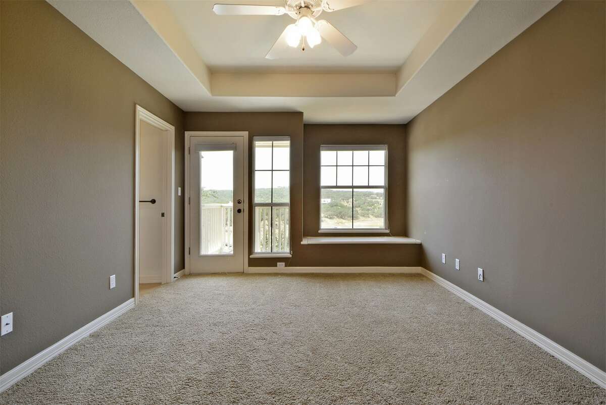 Tim Duncan selling $1.2 million home near Austin