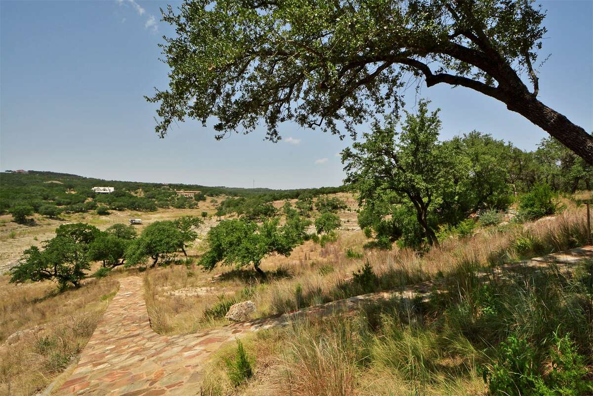 Tim Duncan selling $1.2 million home near Austin