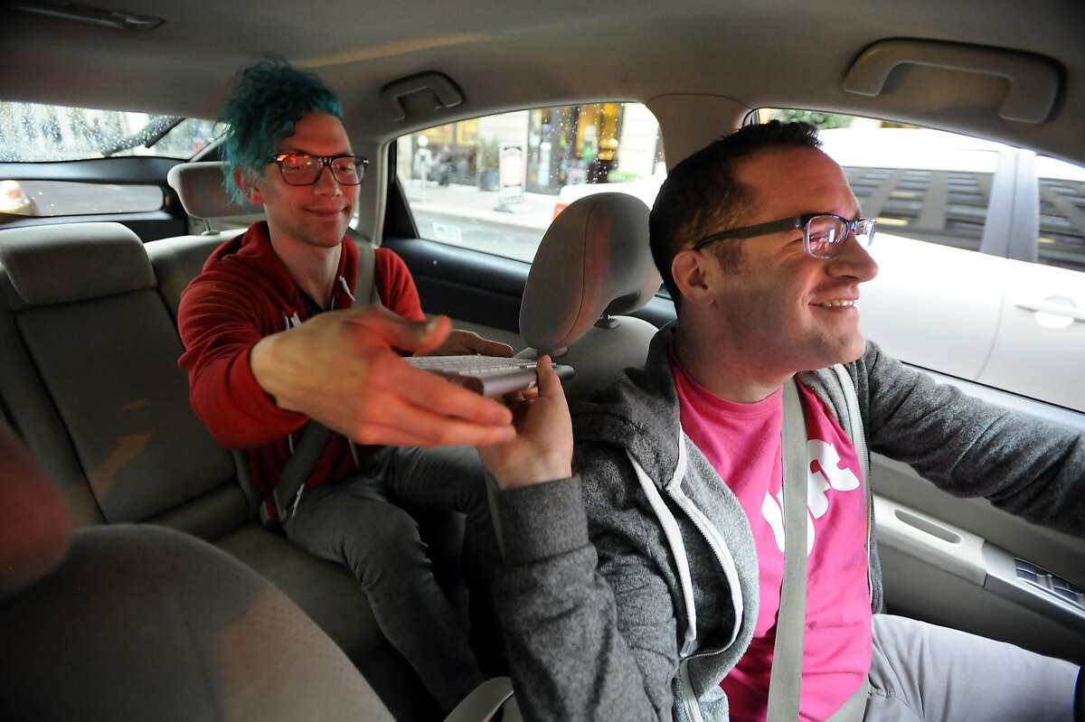 Deaf drivers flocking to Lyft