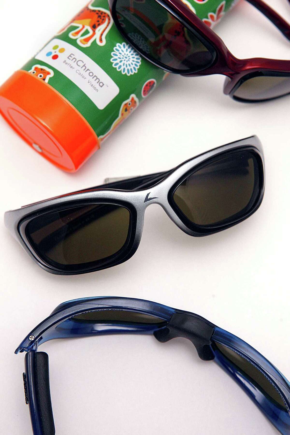 Glasses help color-blind see trees of green, red roses, too