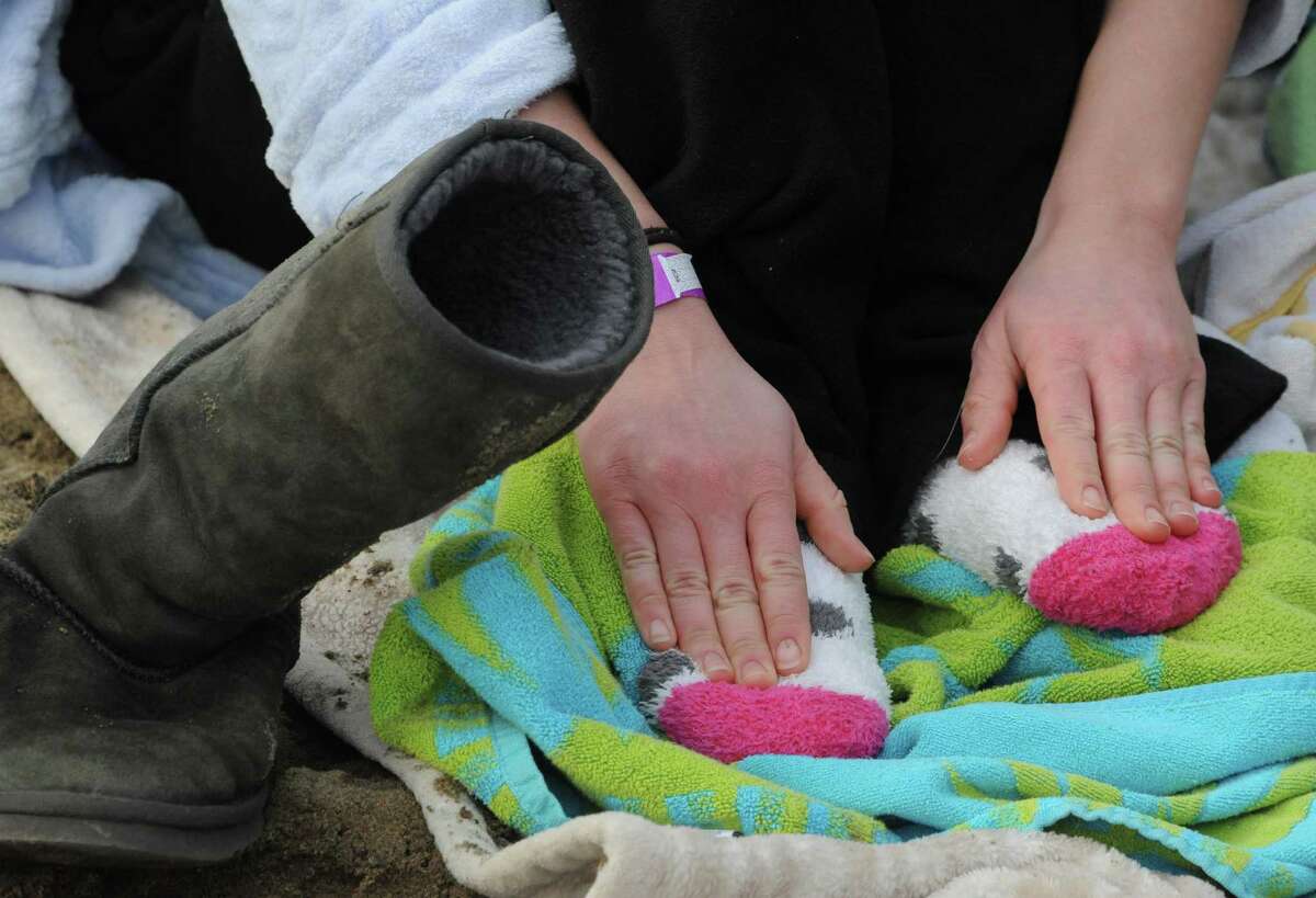 Photos: Br-r-r-aving the Polar Plunge