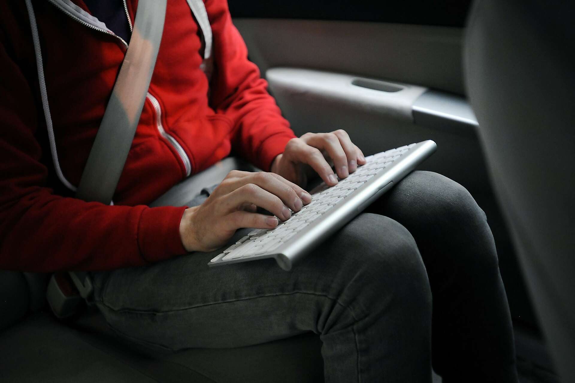 Deaf drivers flocking to Lyft