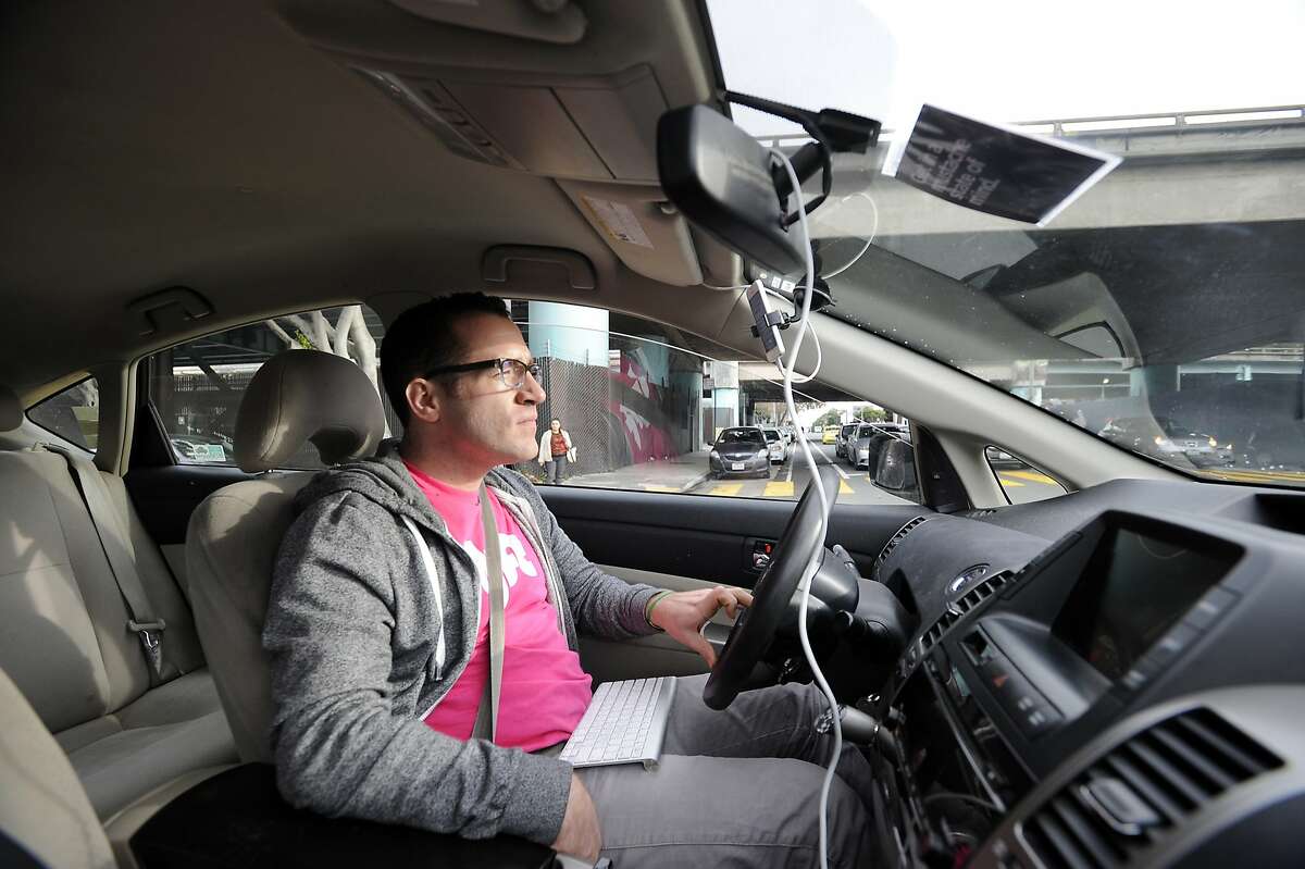Deaf drivers flocking to Lyft