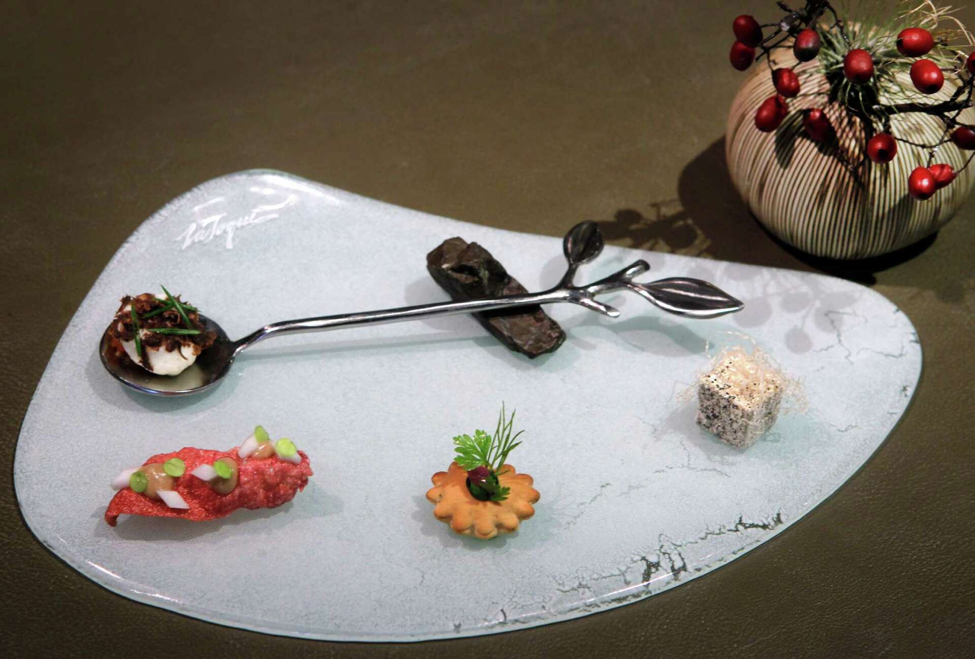 S.F. designer’s stunning 4-star tableware