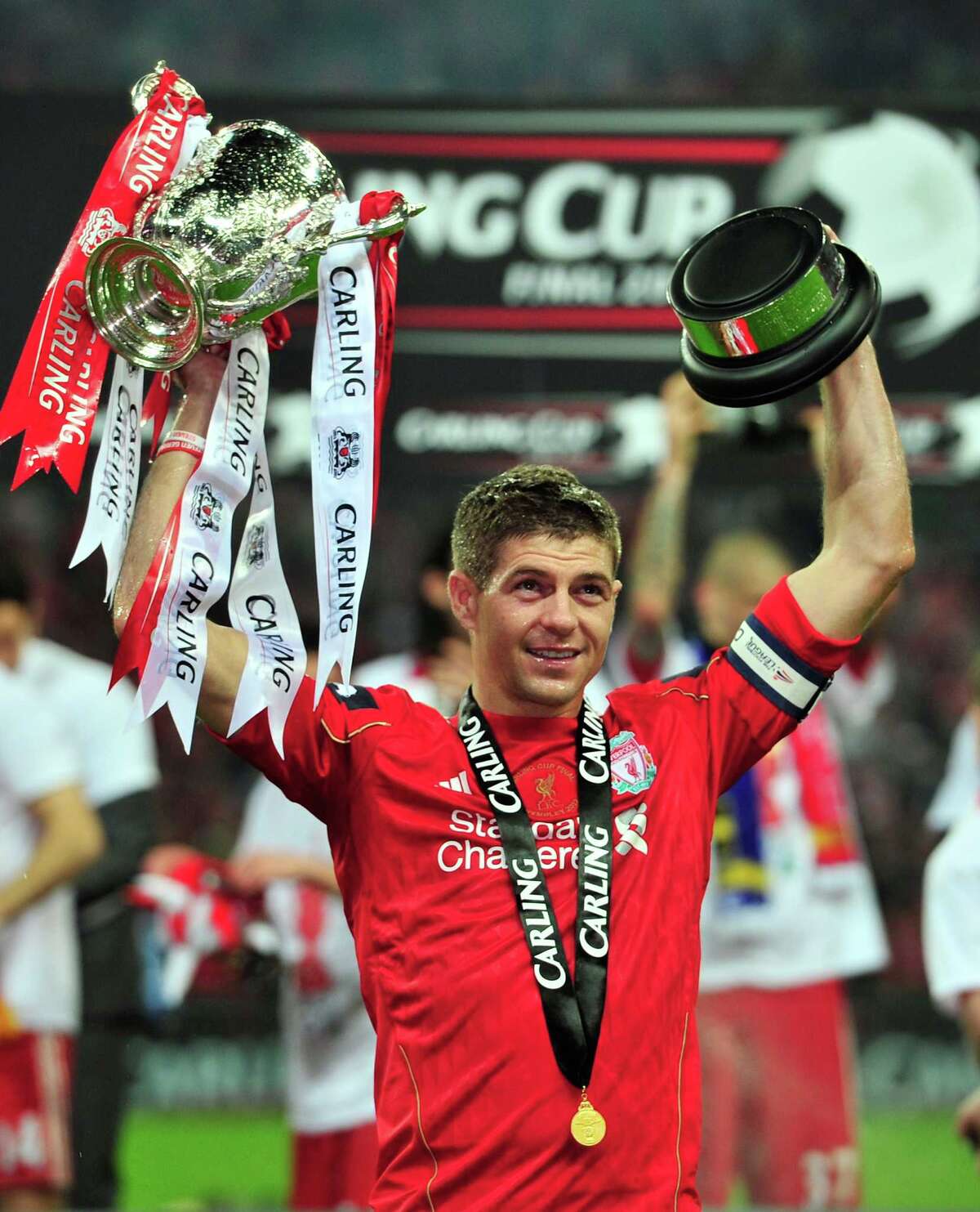 Sports people, Jan. 2: Steven Gerrard, Mark Helfrich