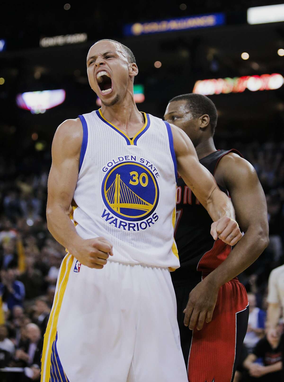Stephen Curry: the most dazzling athlete in the spotlight
