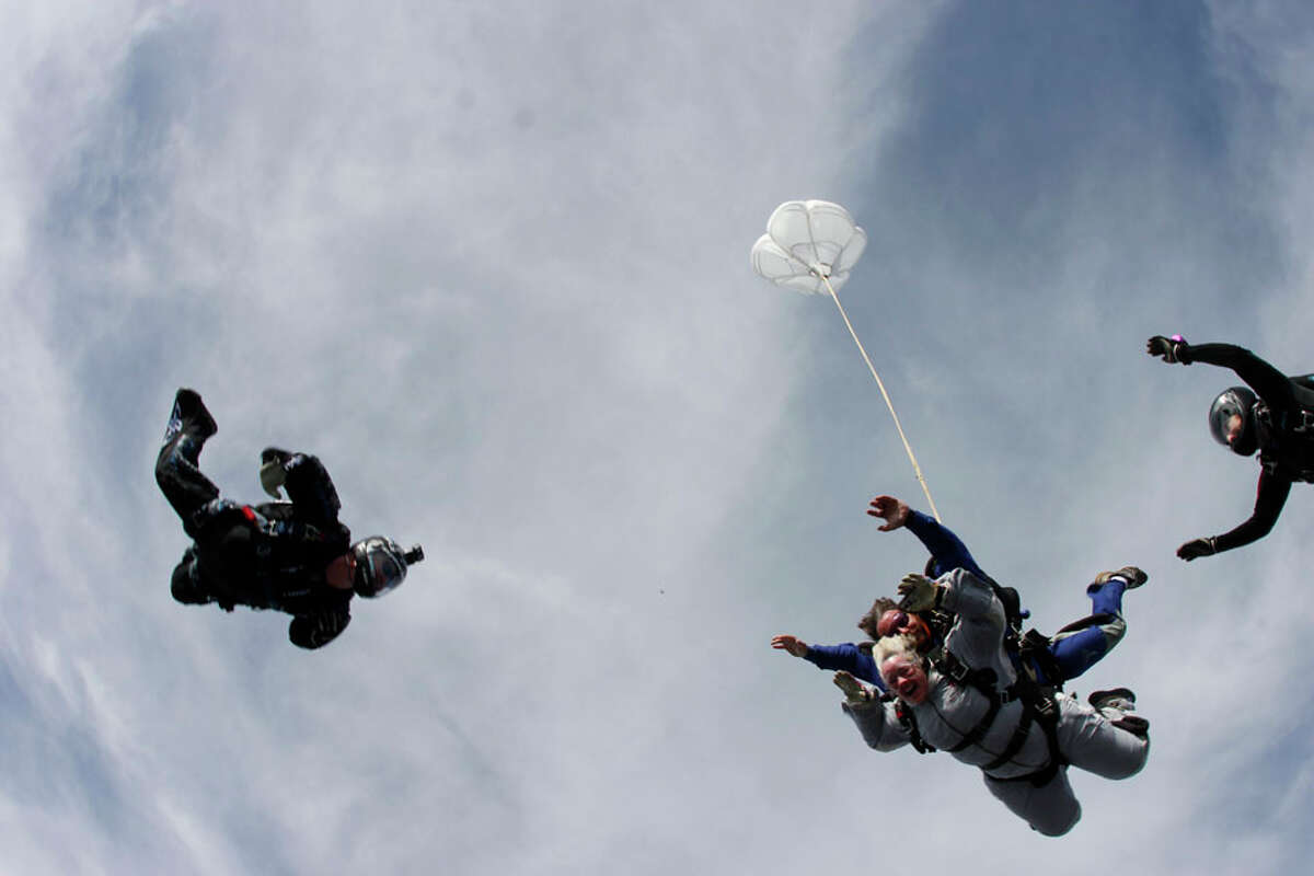 Houston Mayor Annise Parker skydives into 2015