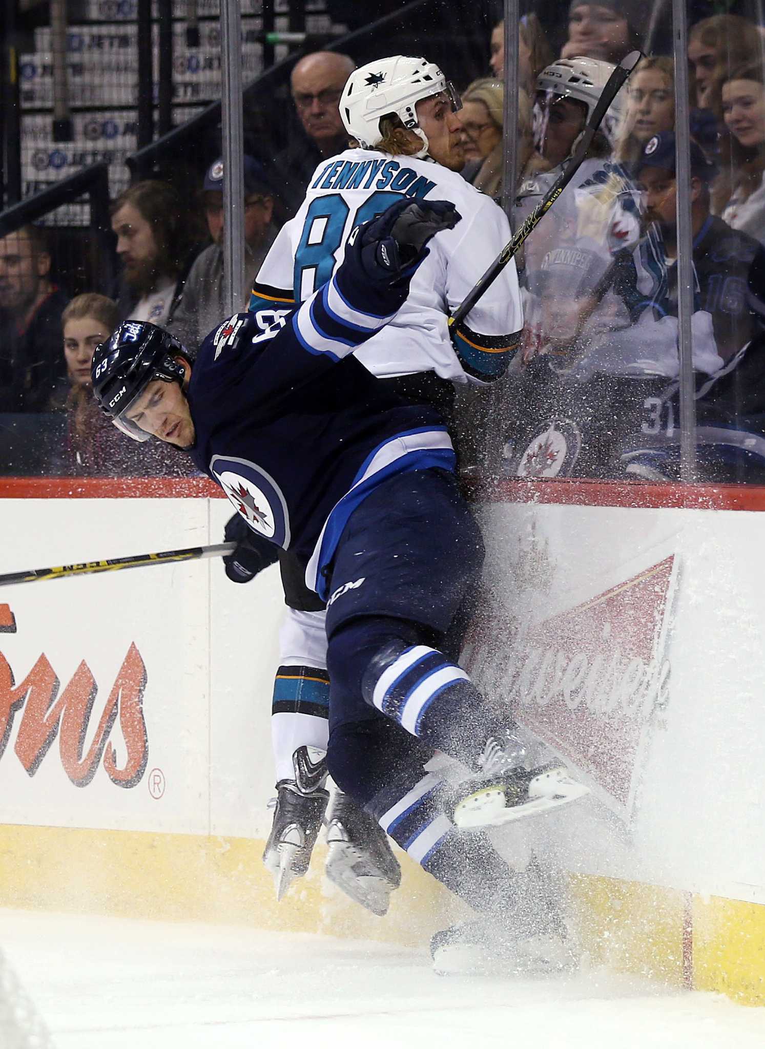 Marc-Edouard Vlasic’s late goal lifts Sharks past Jets