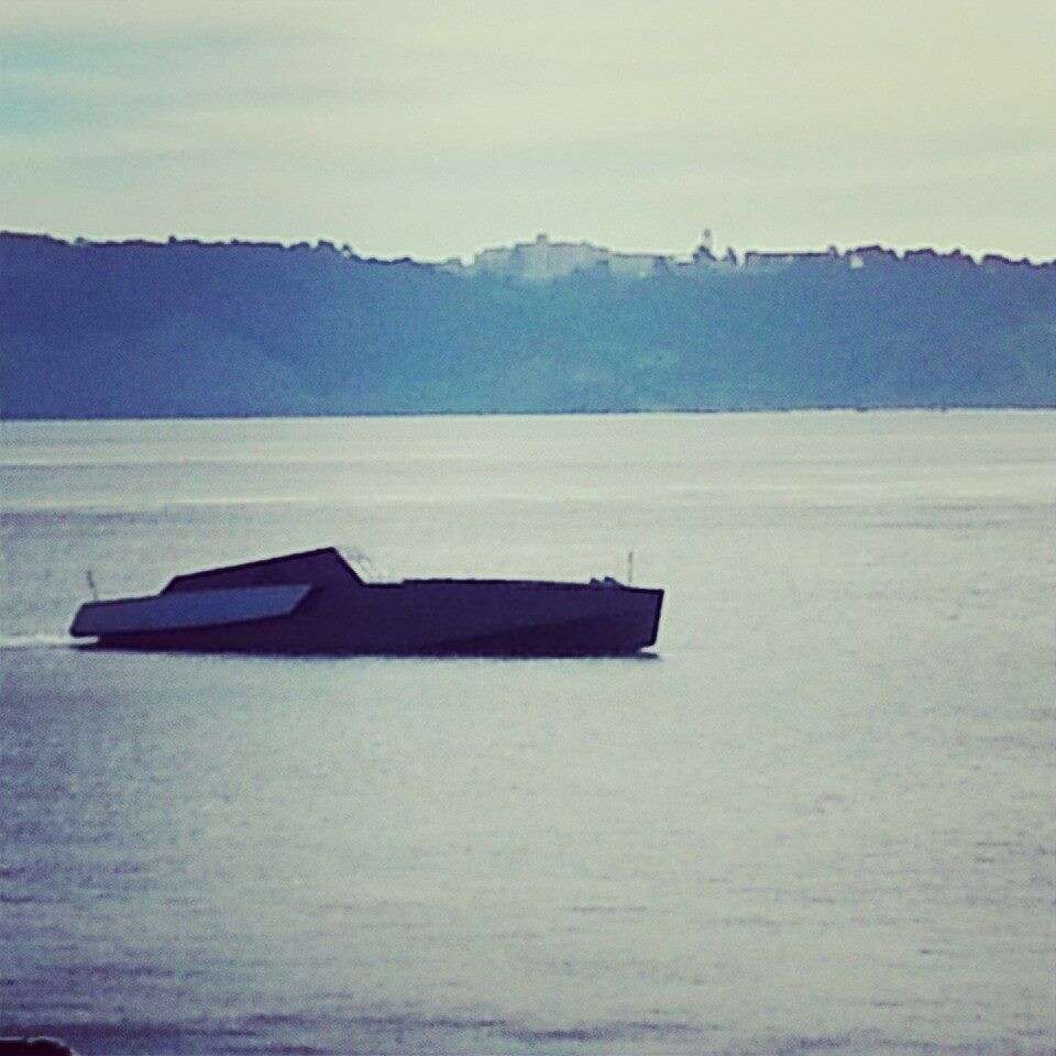 Boat of the future: Mysterious yacht appears in S.F. Bay