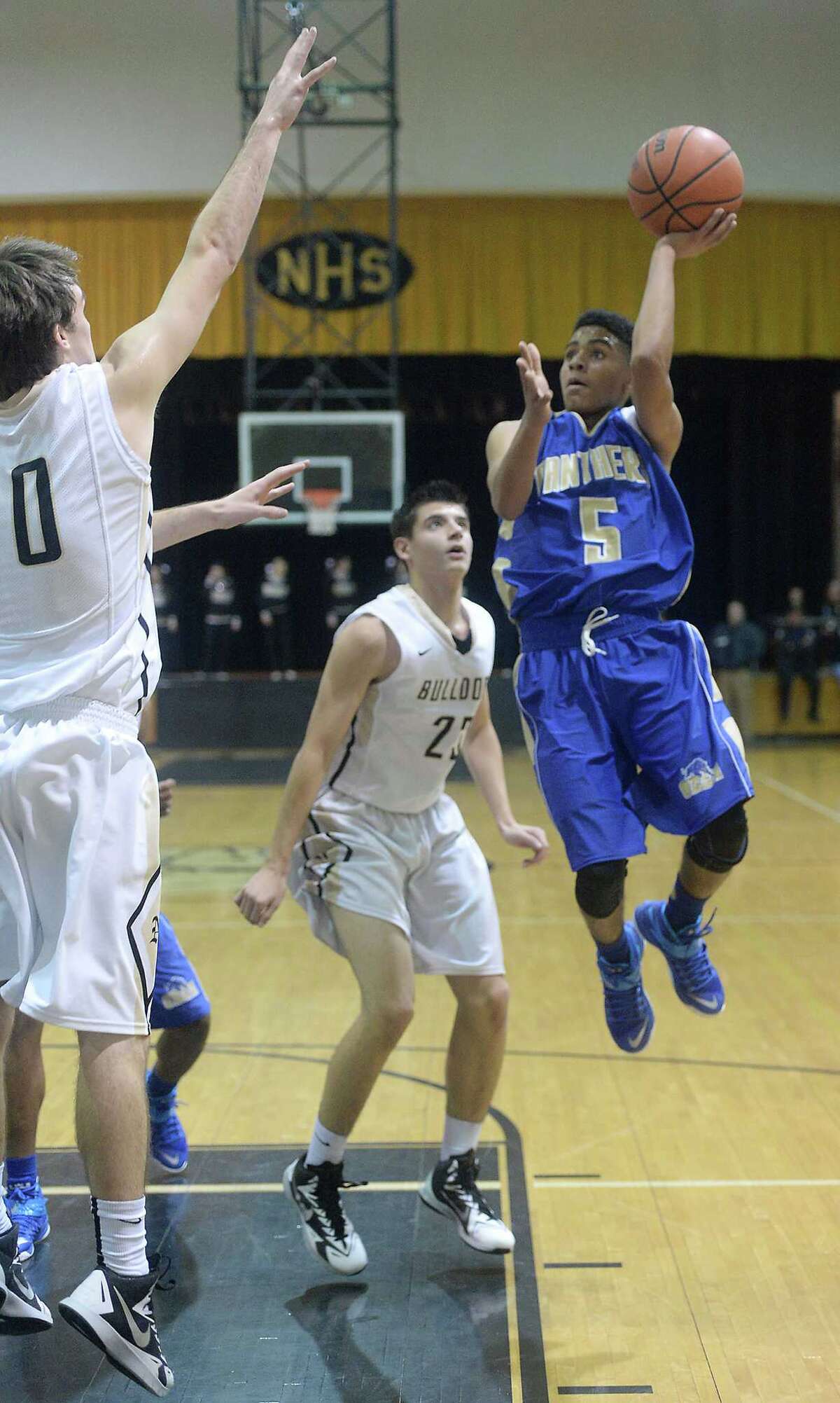 No.3 Ozen dominates Nederland