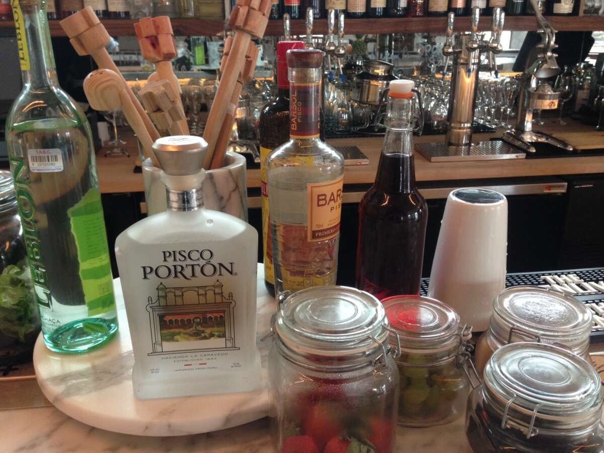 30. Oporto Fooding House & Wine