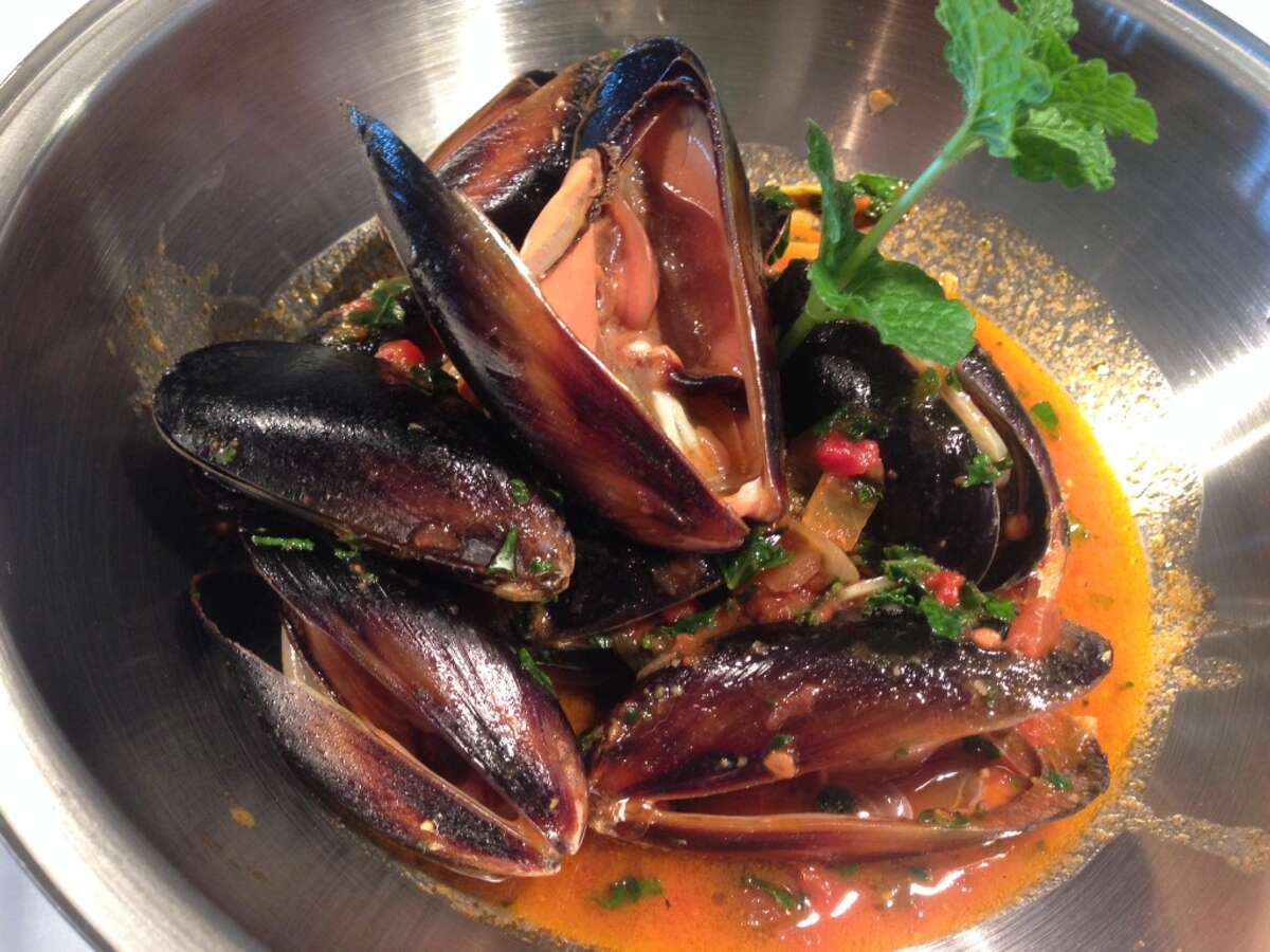 30. Oporto Fooding House & Wine