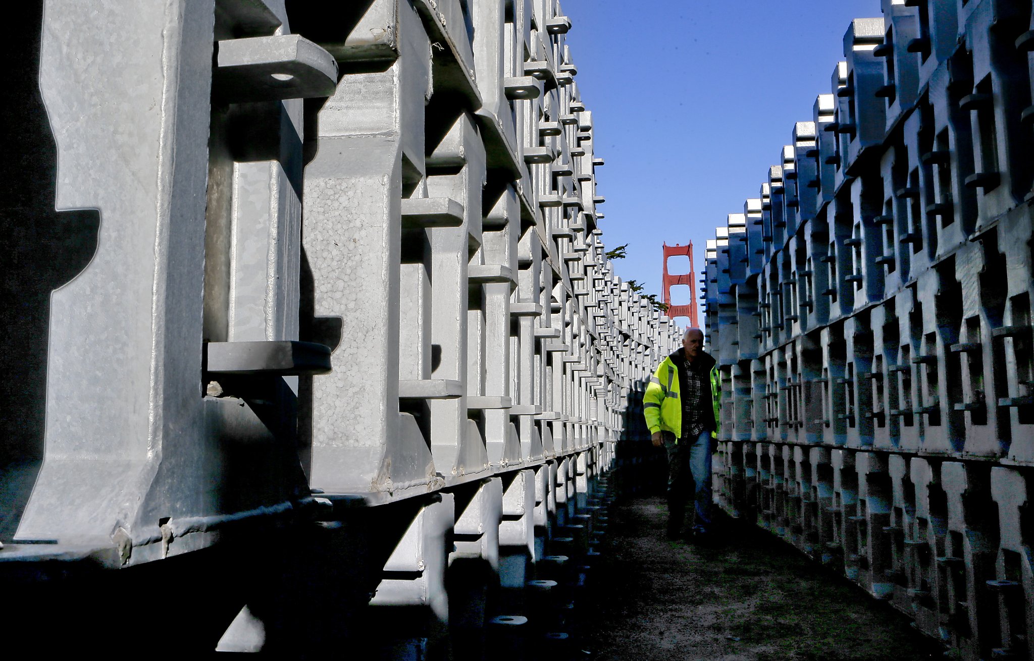 Golden Gate Bridge to close down over weekend