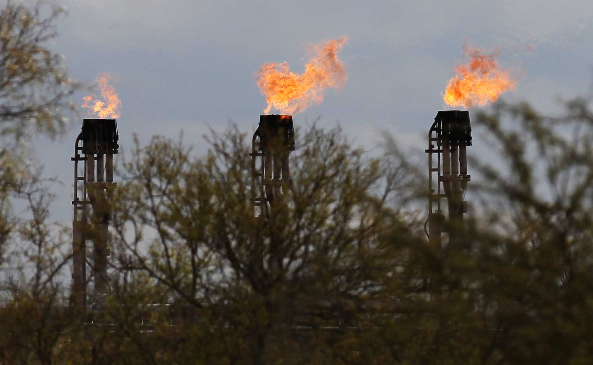 Suit seeks EPA decision on oil-field chemical disclosure