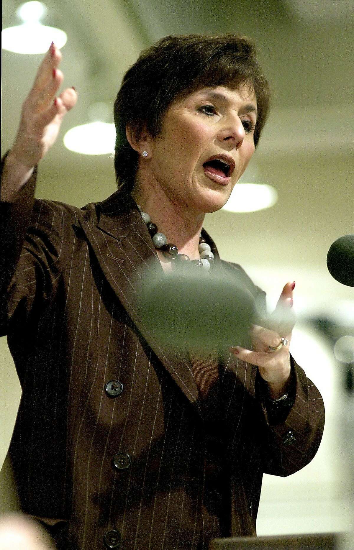 Sen. Barbara Boxer, state's fearless fighter, won't run again