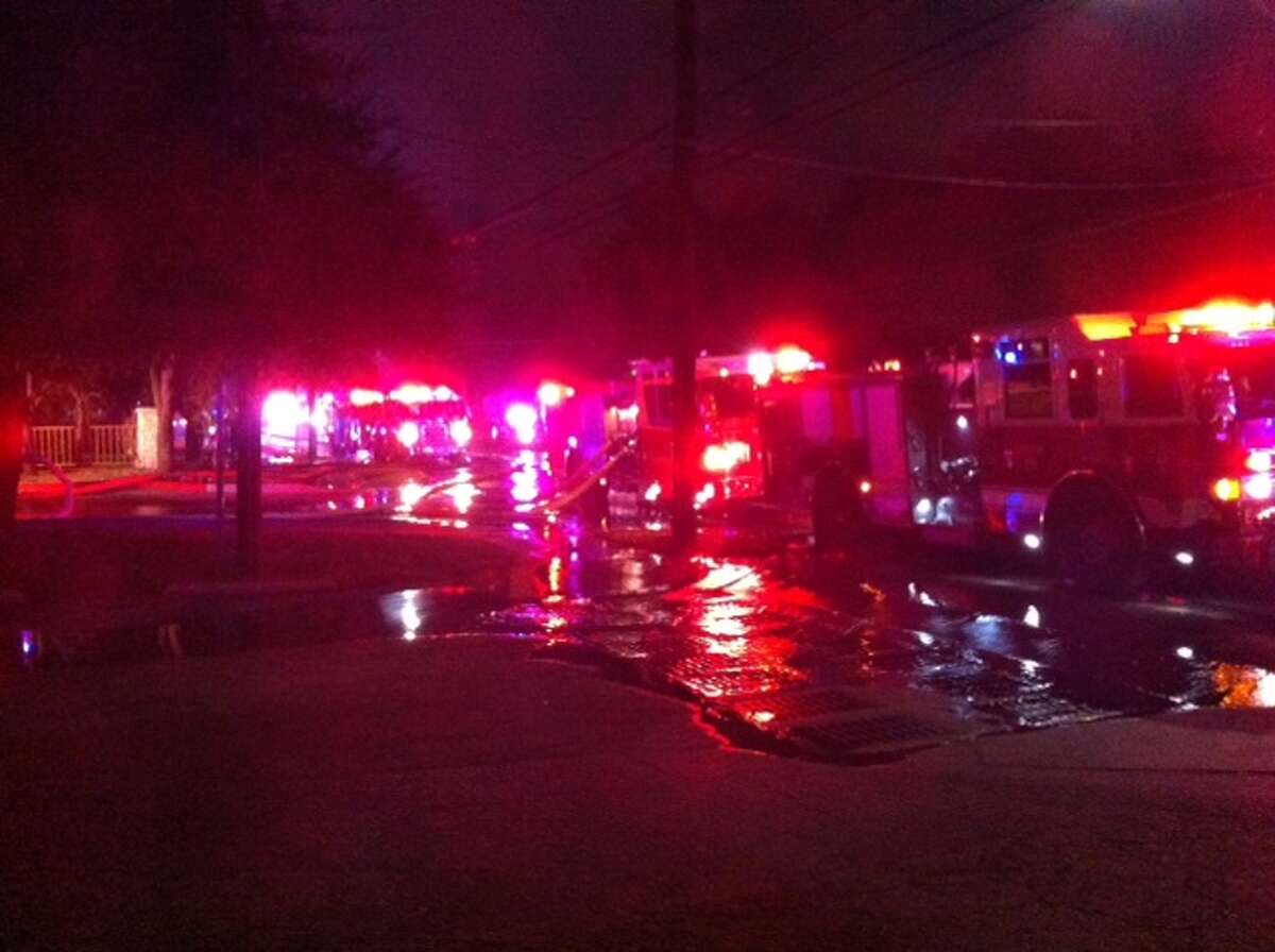 SAFD battles apartment fire on San Antonio's North Side