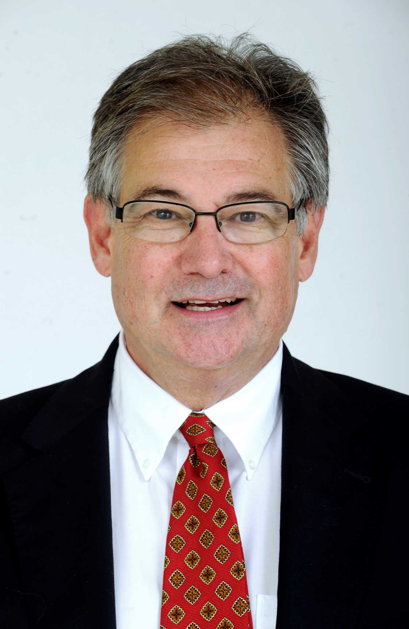 Brookfield selectmen delay vote on expense reimbursement policy