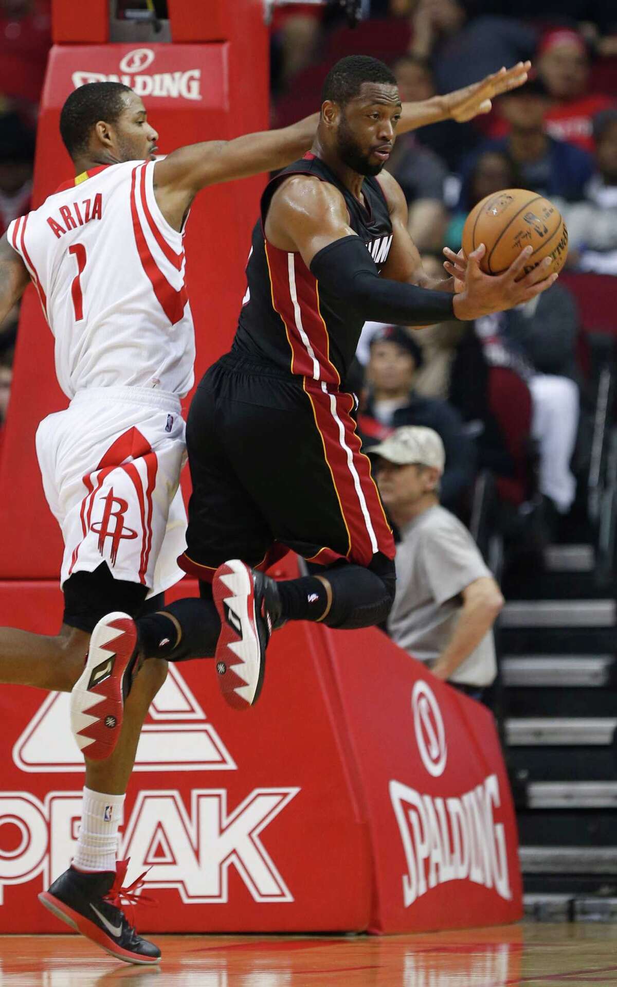 Rockets report: Ariza's play against Knickshints at improved shooting