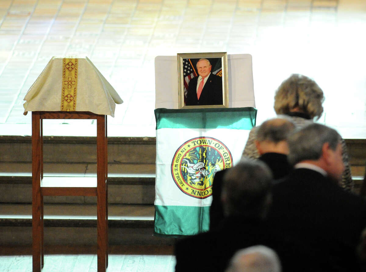 'Truly a son of Greenwich' -- Loved ones pack Christ Church to honor ...