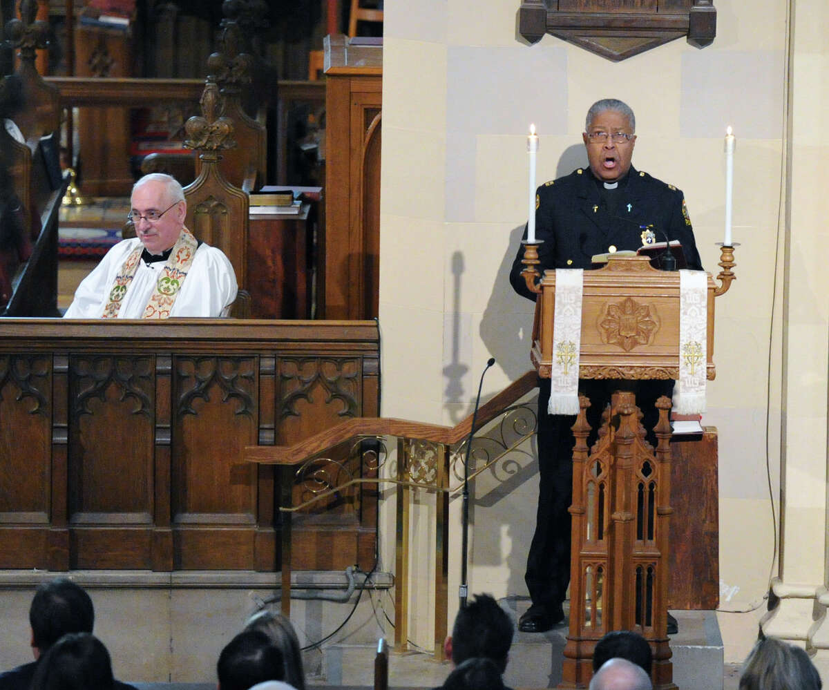 'Truly a son of Greenwich' -- Loved ones pack Christ Church to honor ...