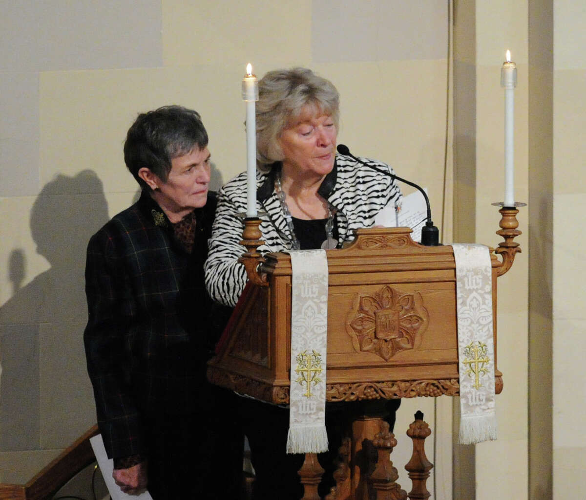 'Truly a son of Greenwich' -- Loved ones pack Christ Church to honor ...