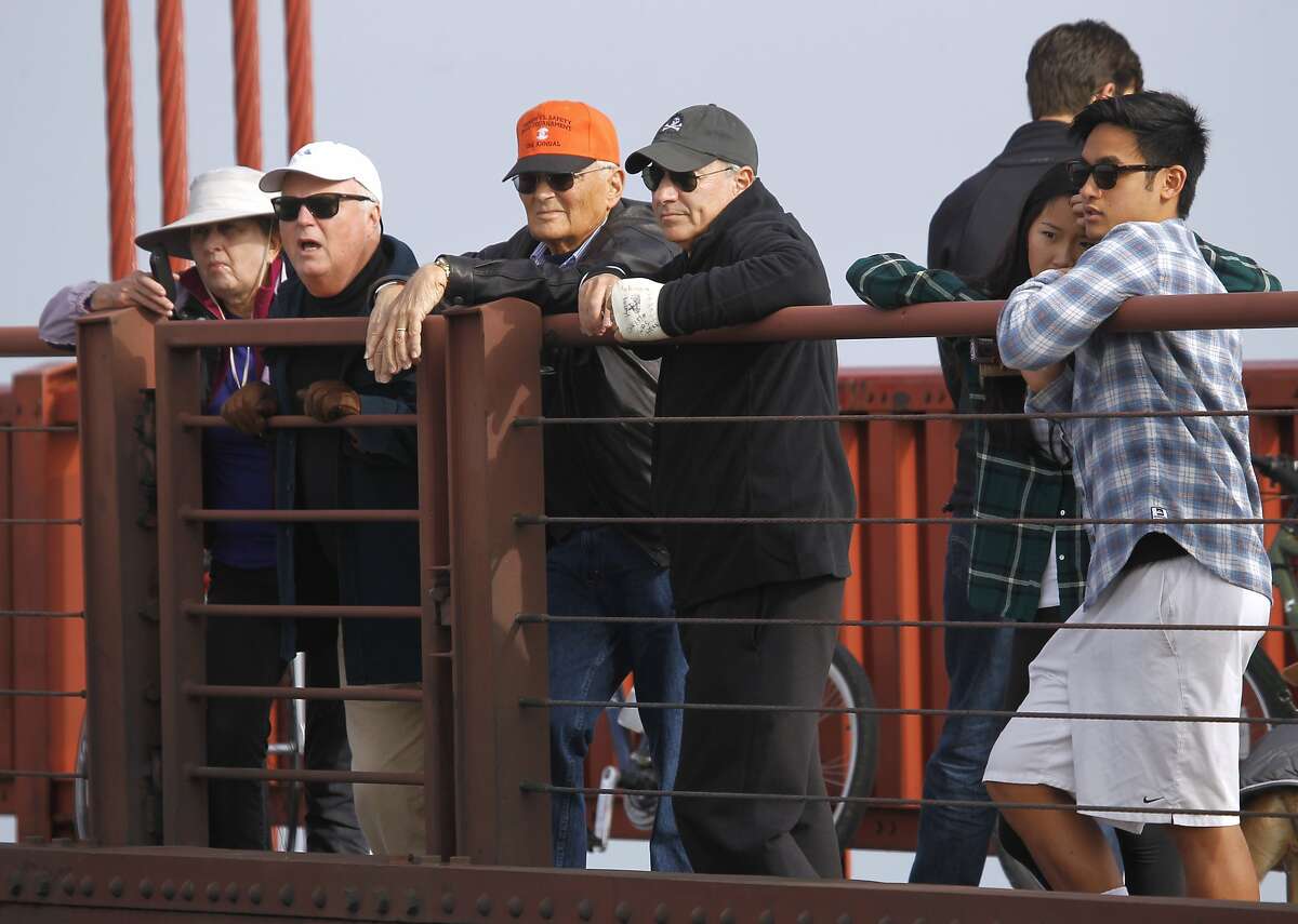 Golden Gate Bridge work finished early as barrier is installed