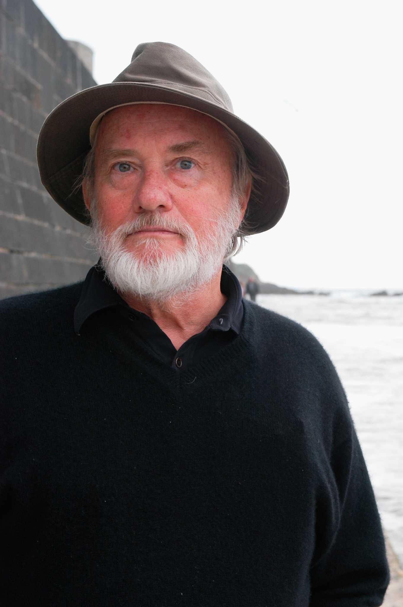 Novelist Robert Stone dies at age 77