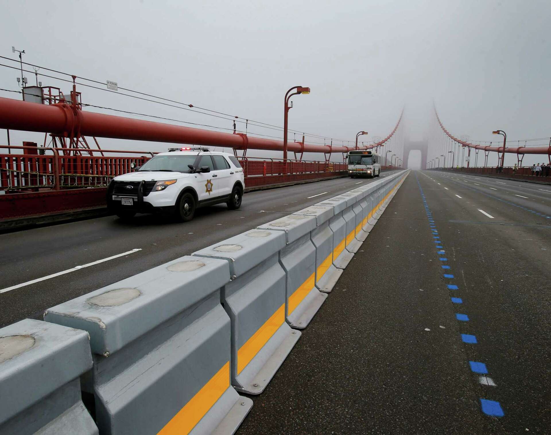 Golden Gate Bridge work finished early as barrier is installed
