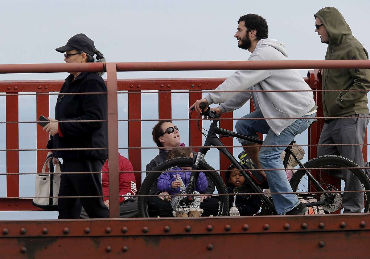 Golden Gate Bridge work finished early as barrier is installed