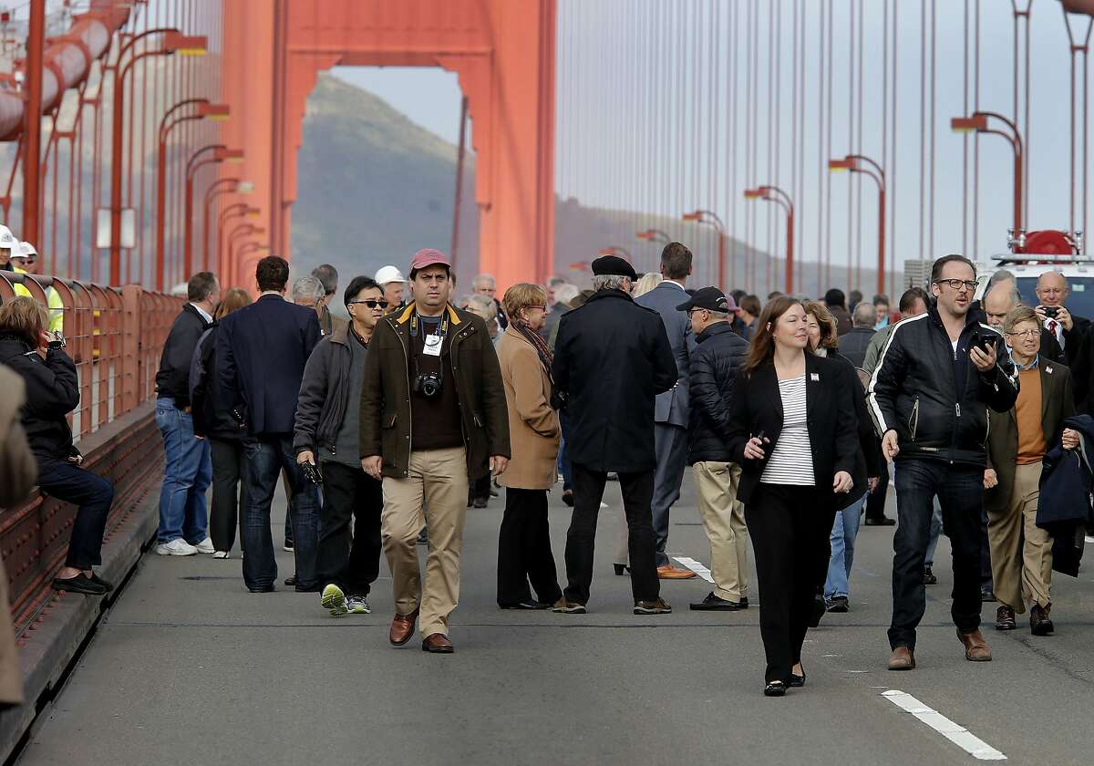 Golden Gate Bridge work finished early as barrier is installed