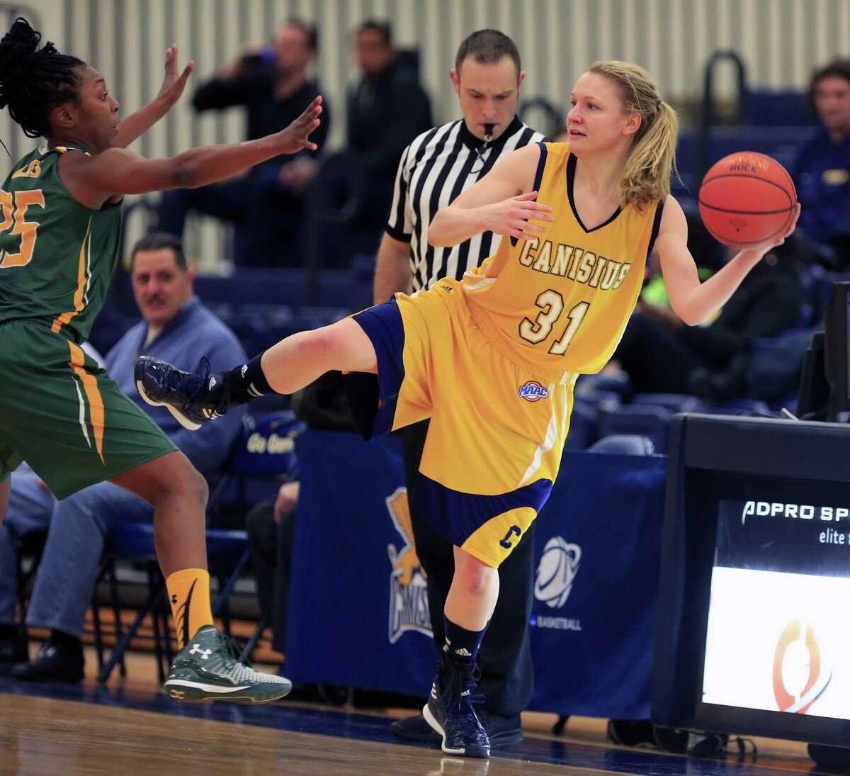 Saints win after huge rally