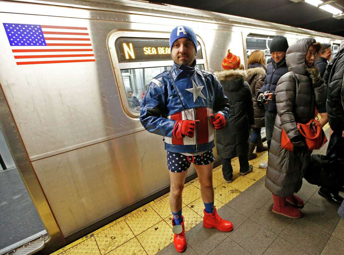 Photos: No Pants Subway Ride