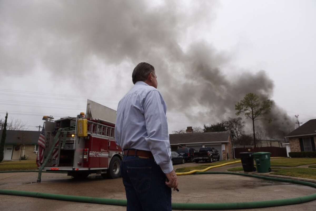Flames burn SW Houston storage facility