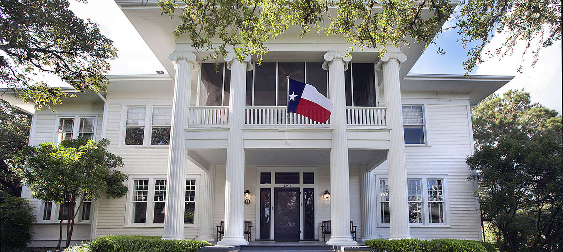 Austin mansion turned into high-end bed and breakfast