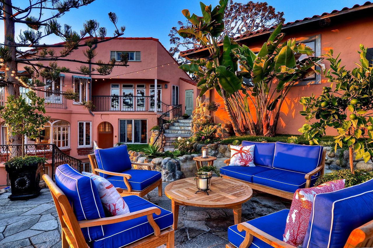 Top ten most scenic waterfront homes