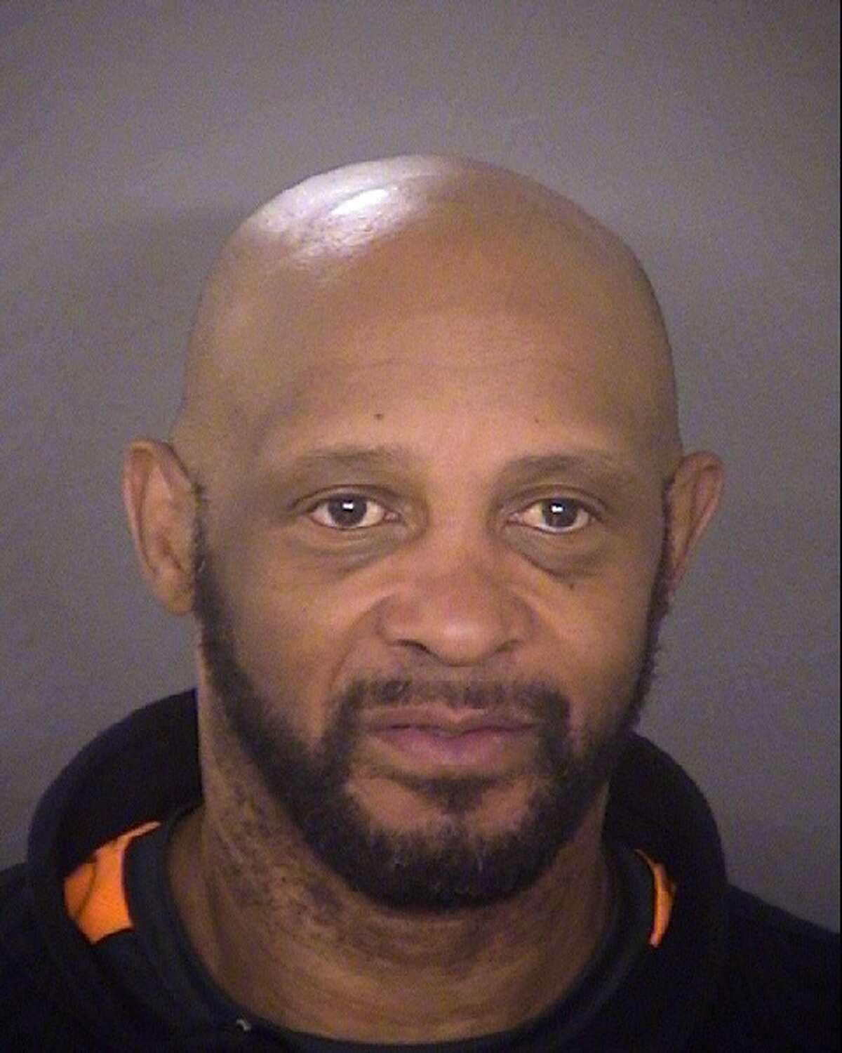 Former Spur Alvin Robertson arrested after week on the run
